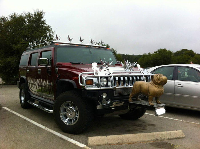 The decorations on this Hummer - 9GAG