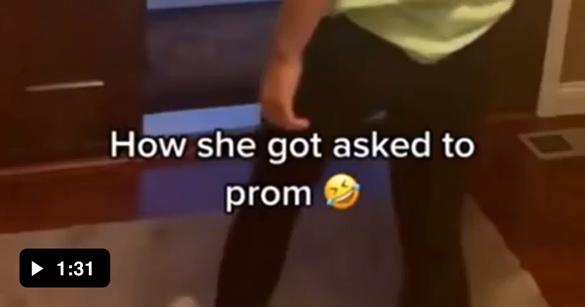 The proper way to ask a girl out to prom. - 9GAG