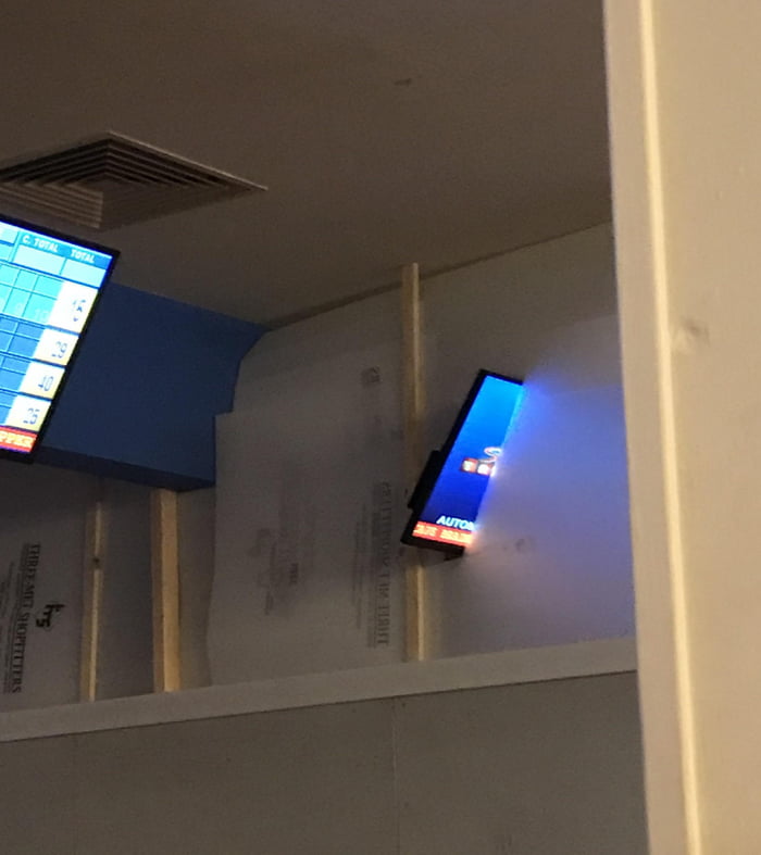 We need to build a wall - 9GAG