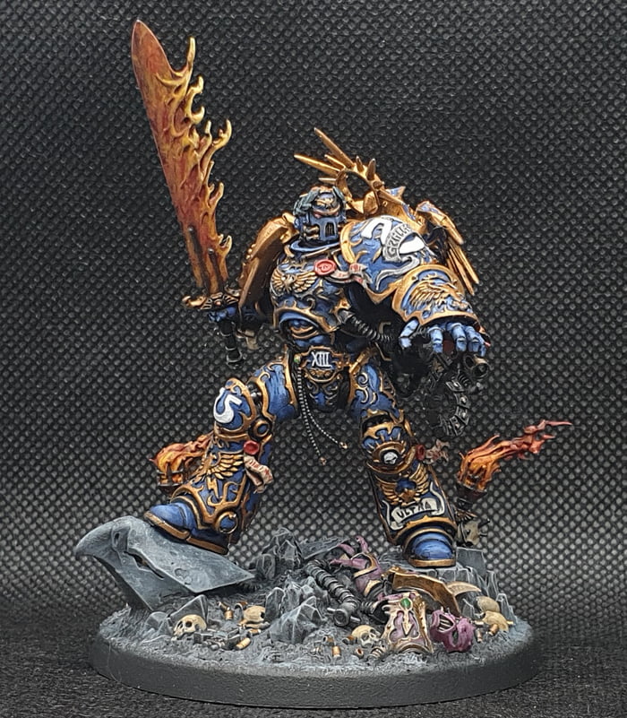 My finished Roboute Guilliman model - 9GAG