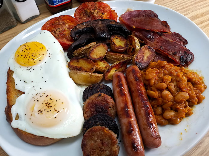 Full English Fry up - 9GAG