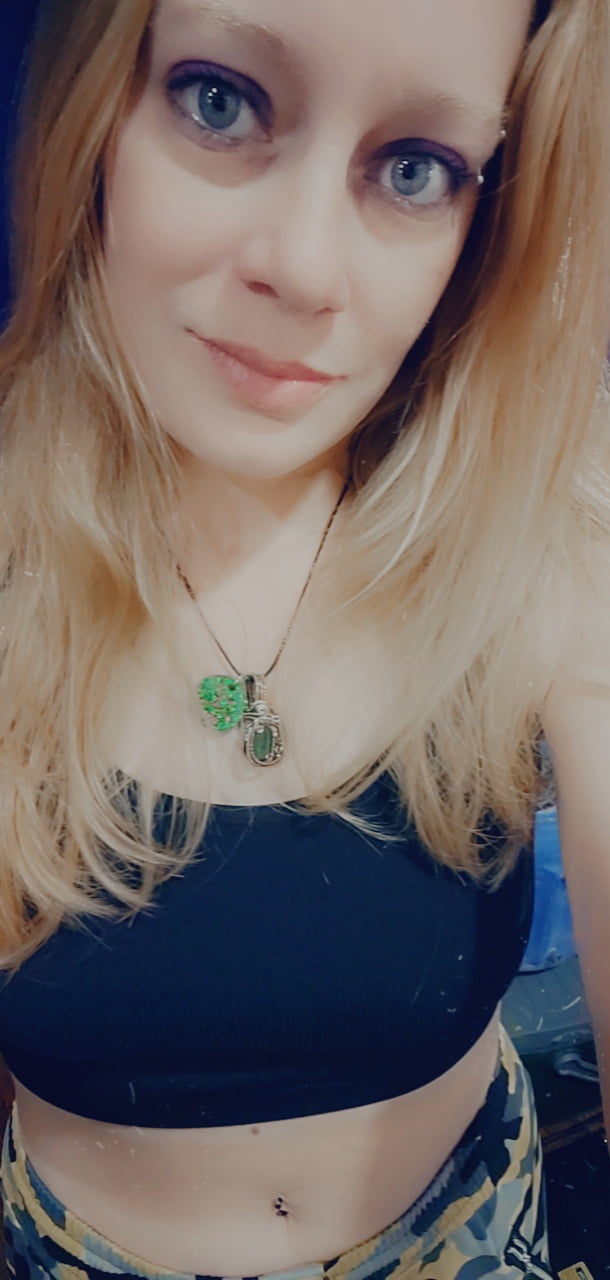 Heyyy you how's your Thursday - 9GAG