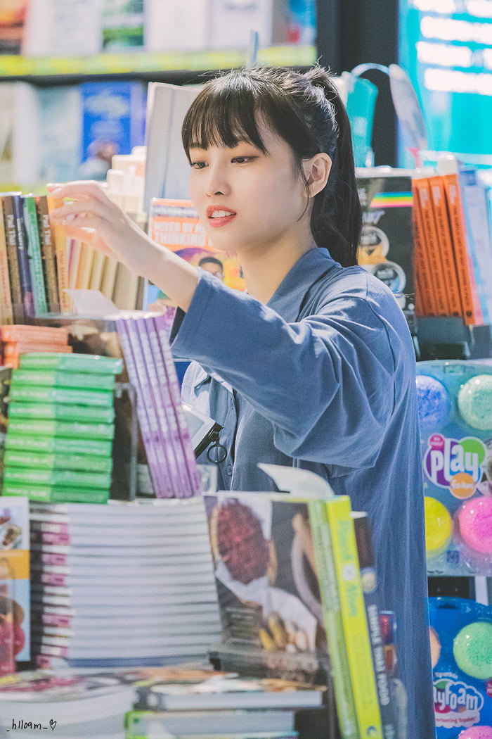 Momo 9gag