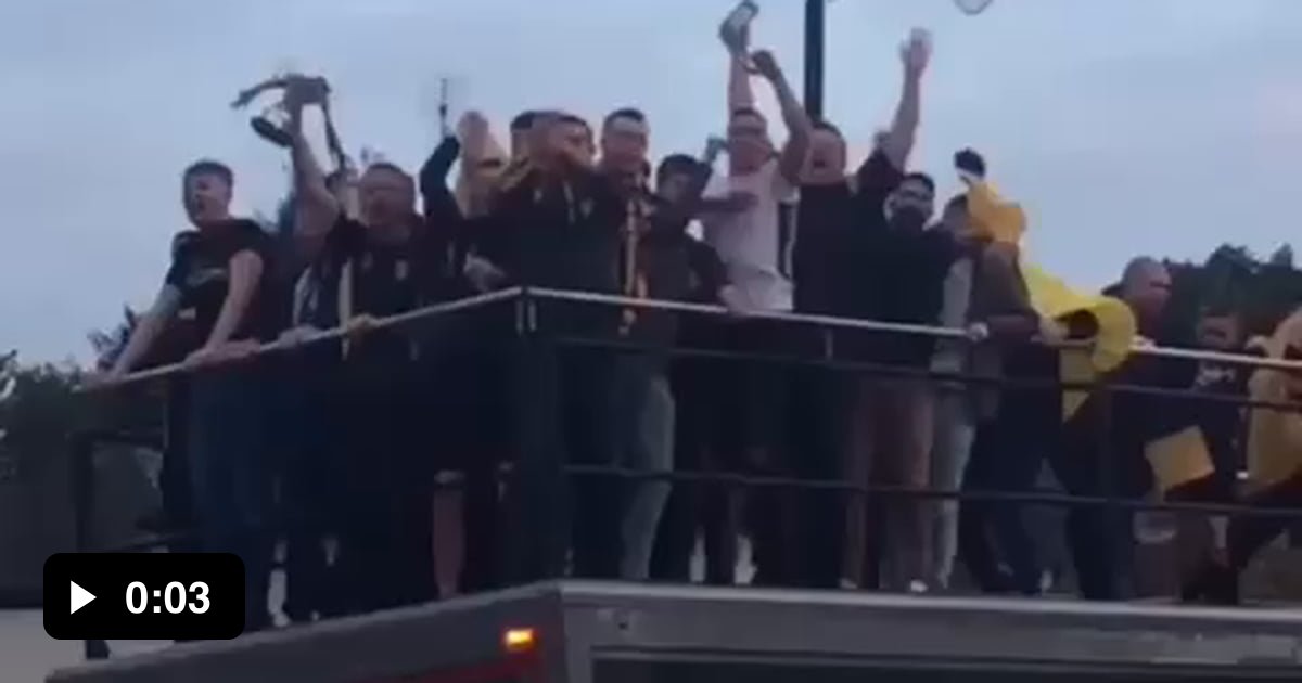 A better angle, mind the first step ! - 9GAG