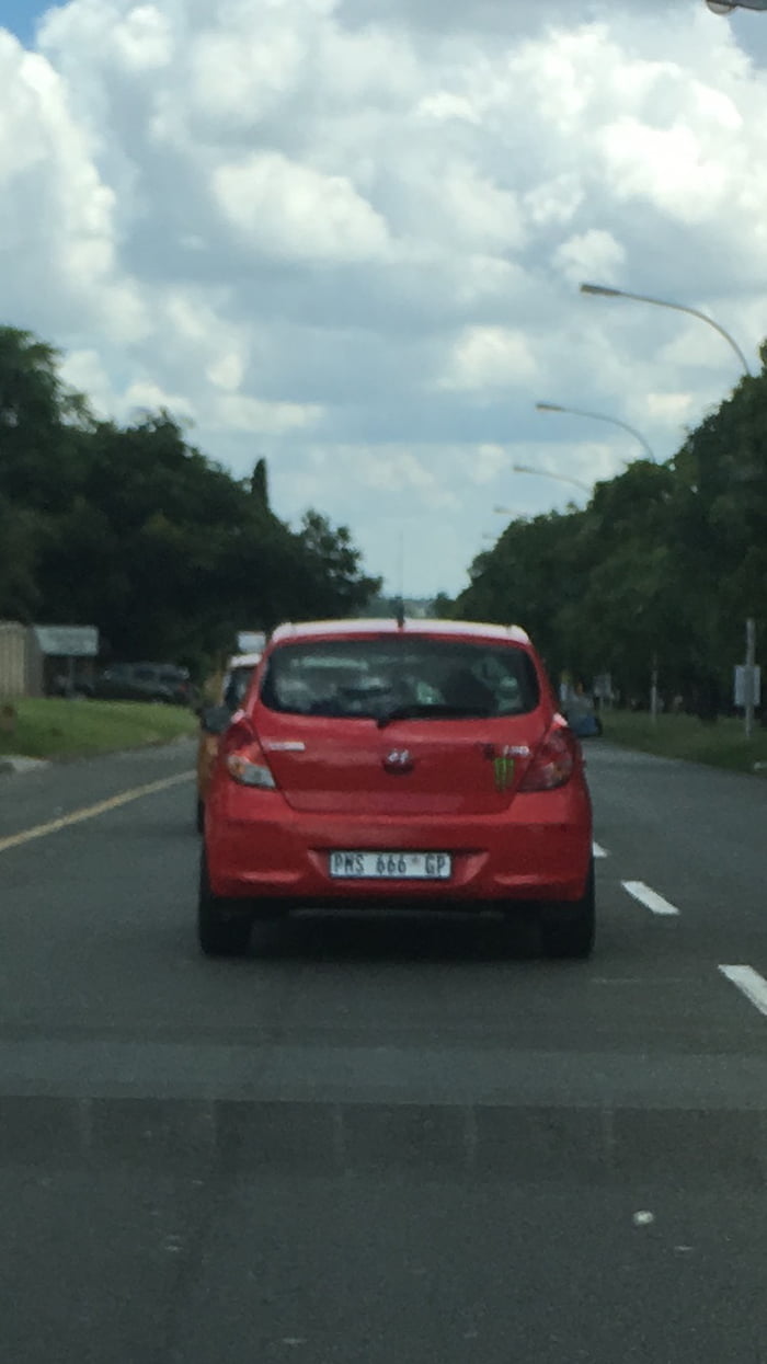 When your license plate describes the way you drive---PMS 666 , Guateng ...