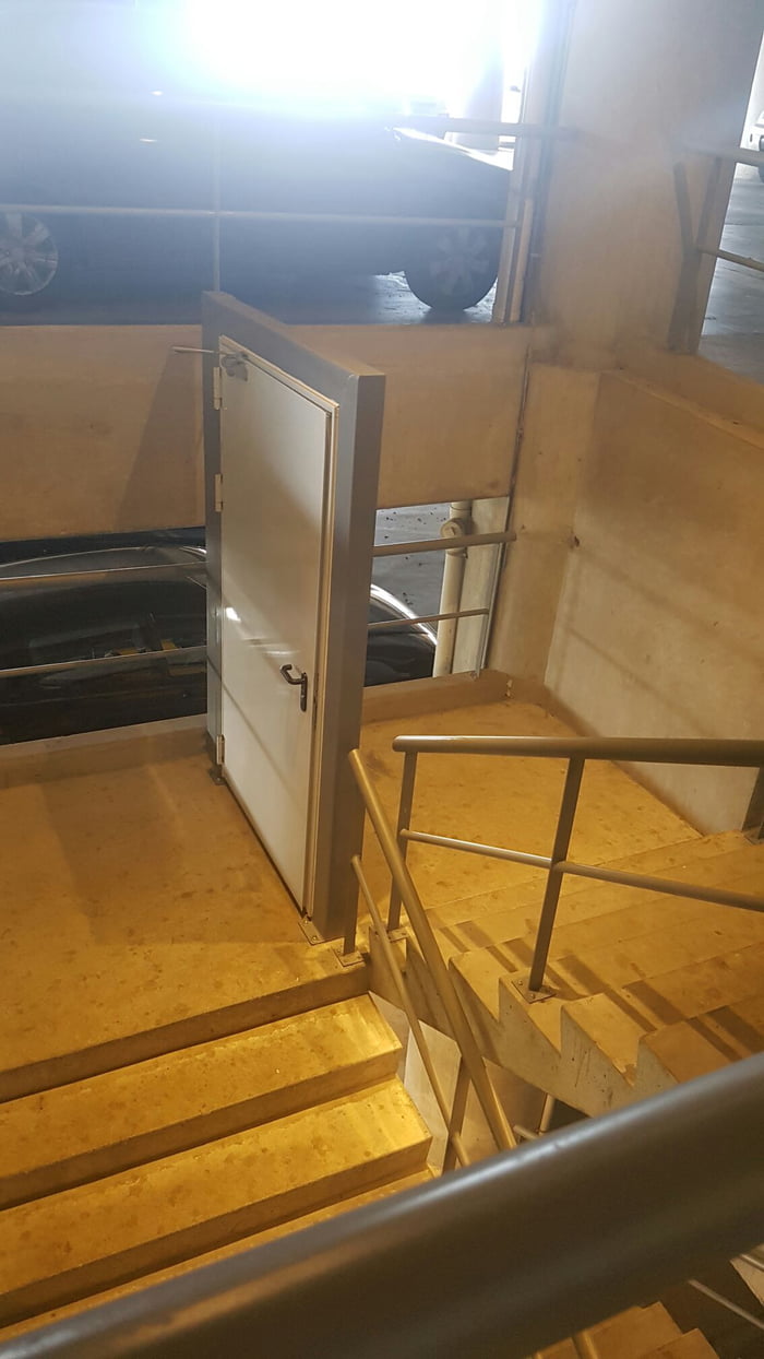 Windows Firewall - 9GAG