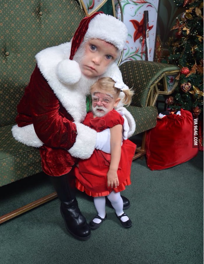 Face swapped Santa pics. - 9GAG