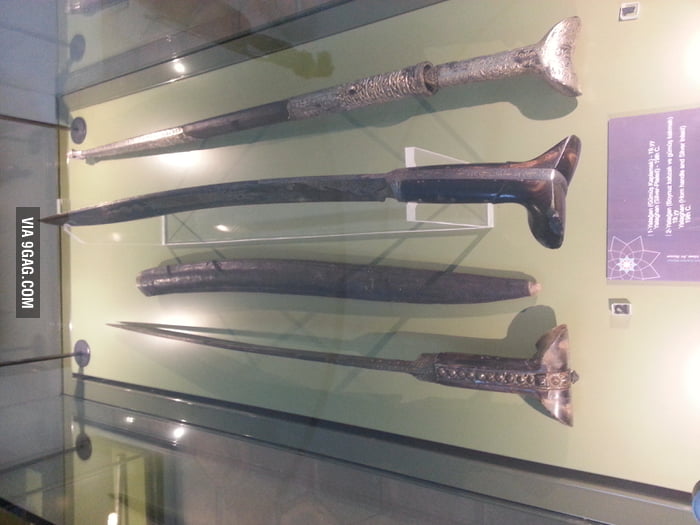 To whom like swords: Ottoman Sword "Yatagan" - 9GAG