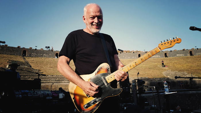 David "Harold hide the pain" Gilmour - 9GAG