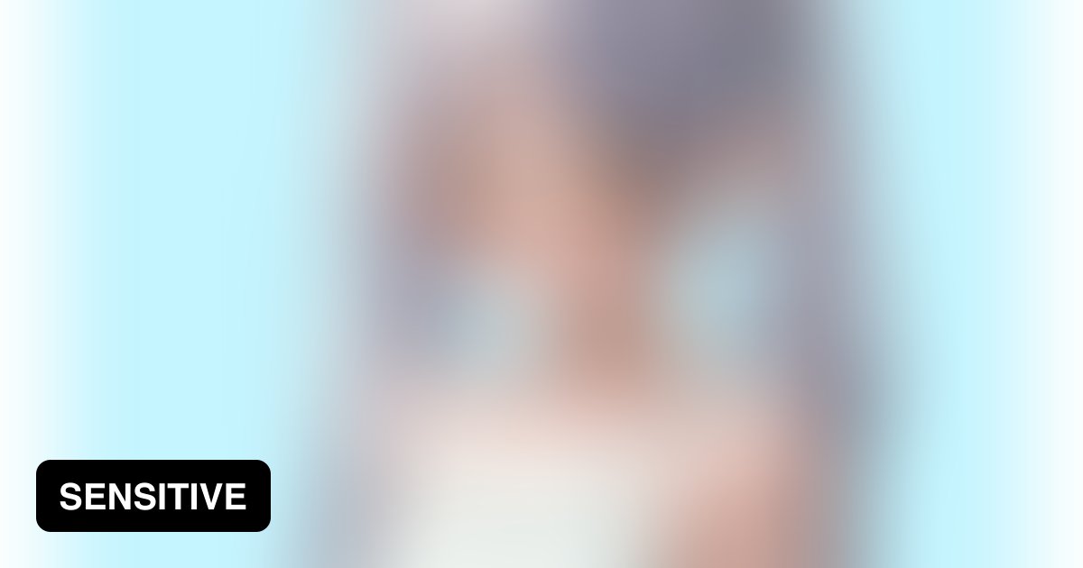 Belly Button reveal. - 9GAG