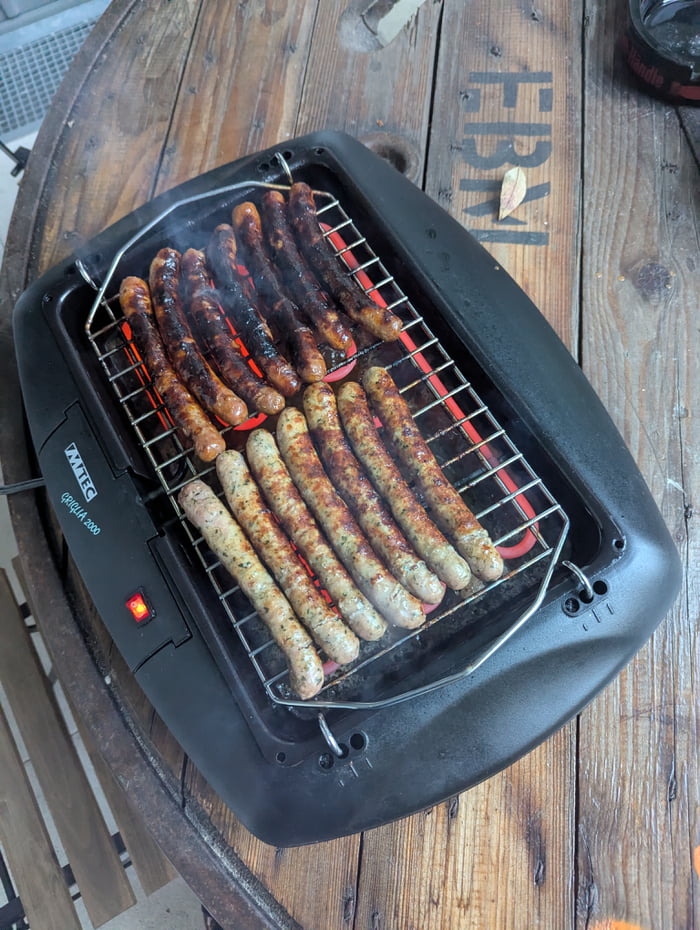 It ain't much but my neighbors won't allow charcoal bbq - 9GAG