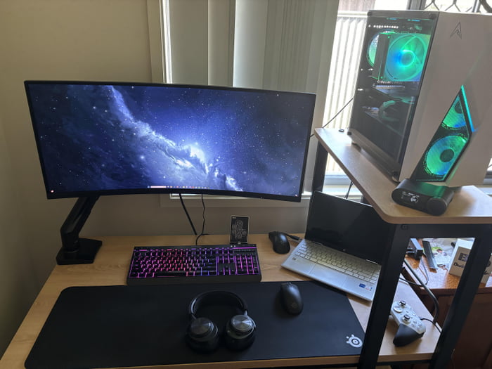 Current gaming and WFH setup - 9GAG