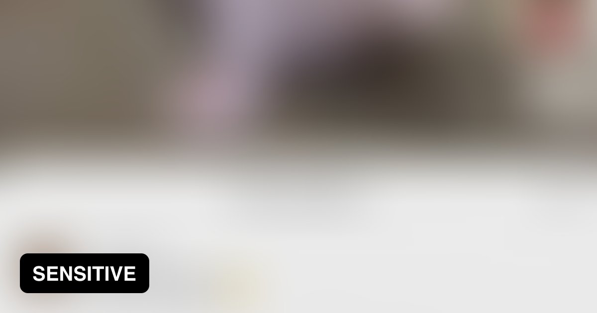 Smoboob: The Peeing Little Fella - 9GAG