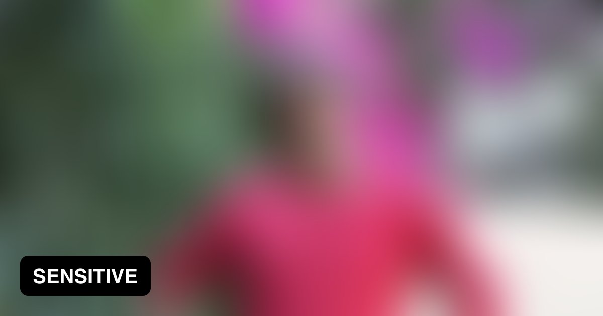 Enrique says hello... now you can scroll down - 9GAG