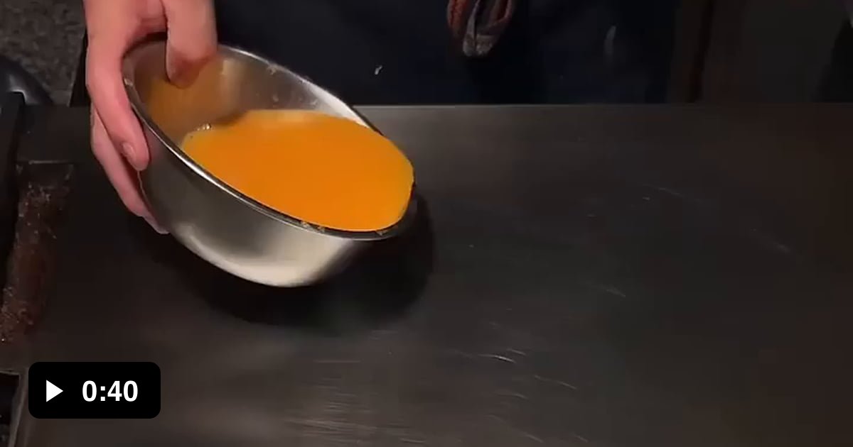 Perfect egg roll - 9GAG