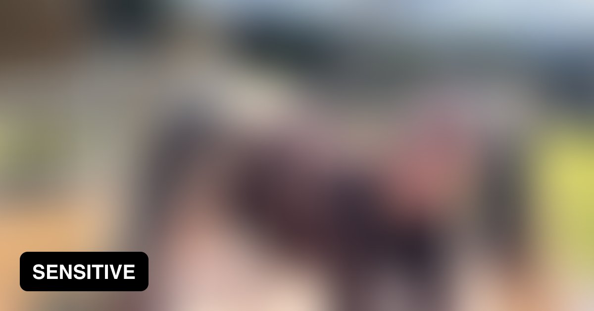 Love doing Yoga outside 💕 - 9GAG