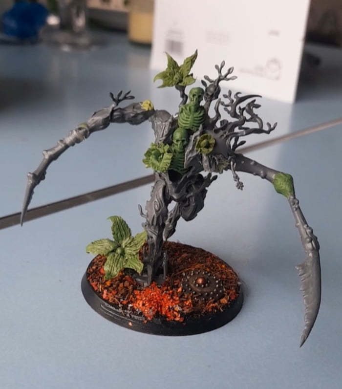 Dead Space Necromorph-themed Kurnoth Hunter WIP - 9GAG