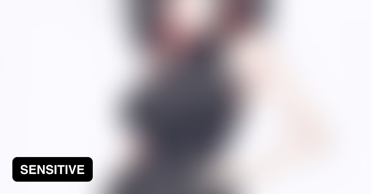 Ellen Joe in a dress - 9GAG