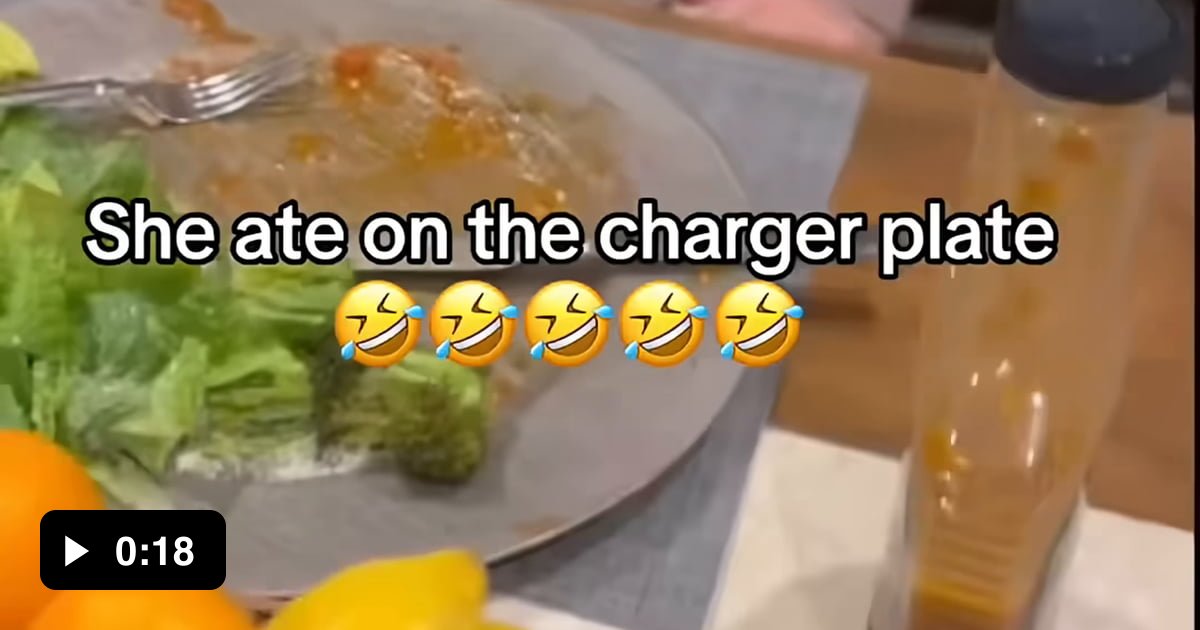 Oh my god!!! She ate on a plate...smh - 9GAG