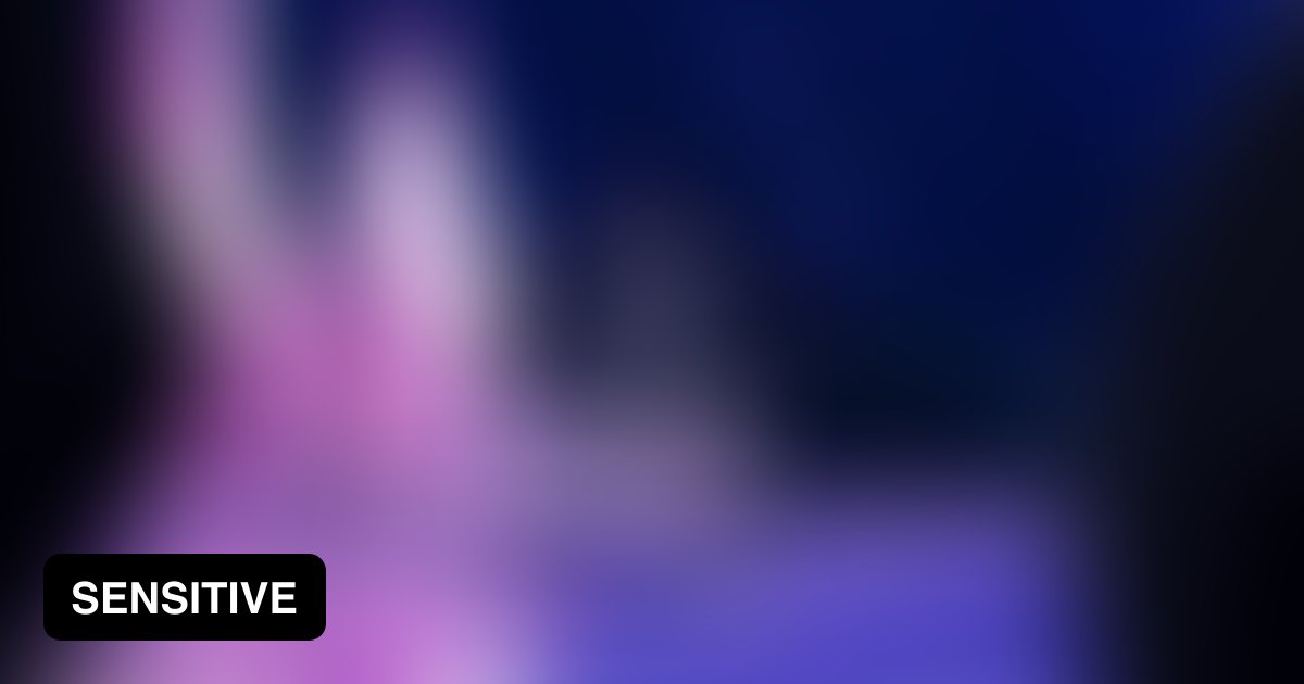 A freeze frame for the ages (Erza Scarlet - Fairy Tail: Dragon Cry) - 9GAG