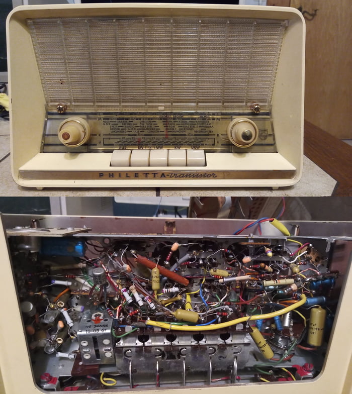 Philips Philetta Transistor from 1961. Early Transistor Radio. - 9GAG