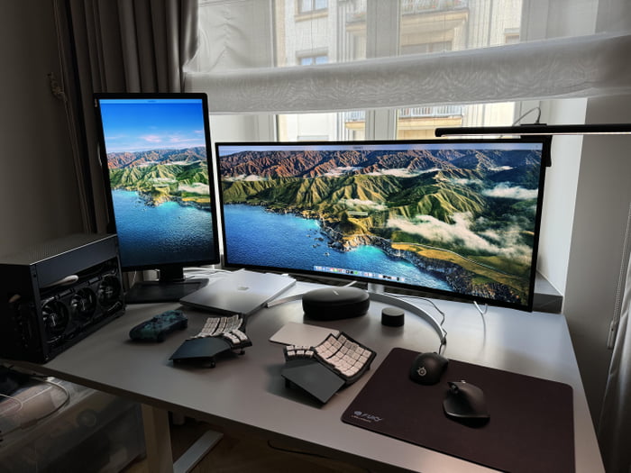 Productivity Setup - 9GAG