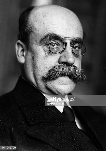 Henri Donnedieu de Vabres, the French Judge of the Nuremberg trial. - 9GAG