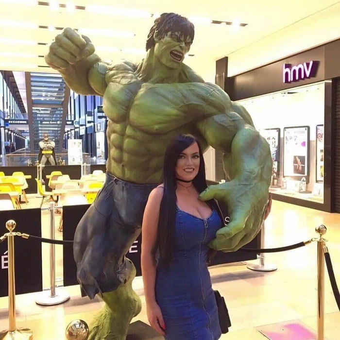 Hulk smash or hulk squeeze - 9GAG