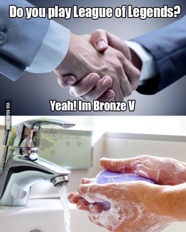 Thoses bronze give me cancer - 9GAG