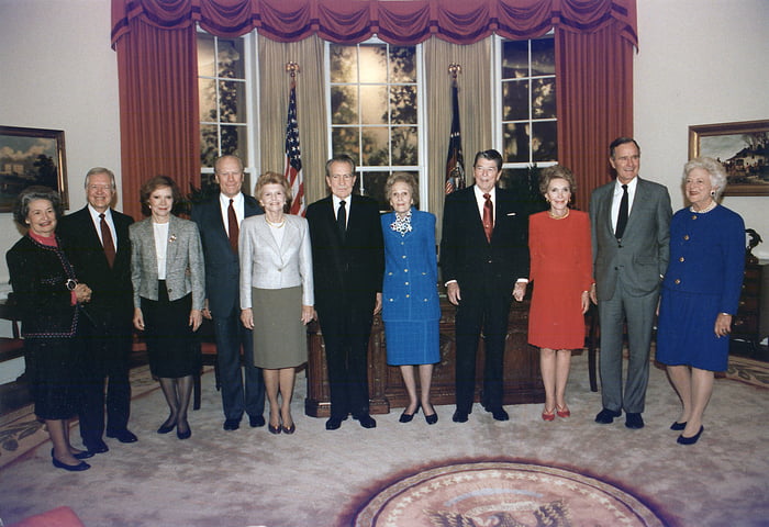 Presidents Nixon, Ford, Carter, Reagan, and Bush with their wives at ...