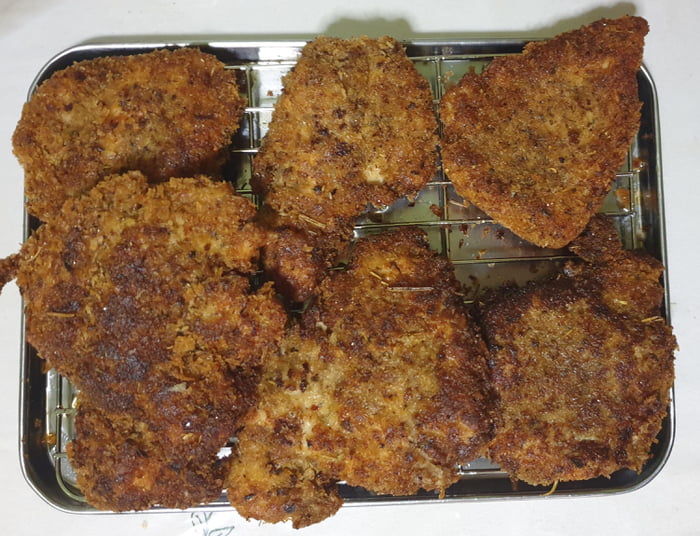Breaded chicken fillet - 9GAG
