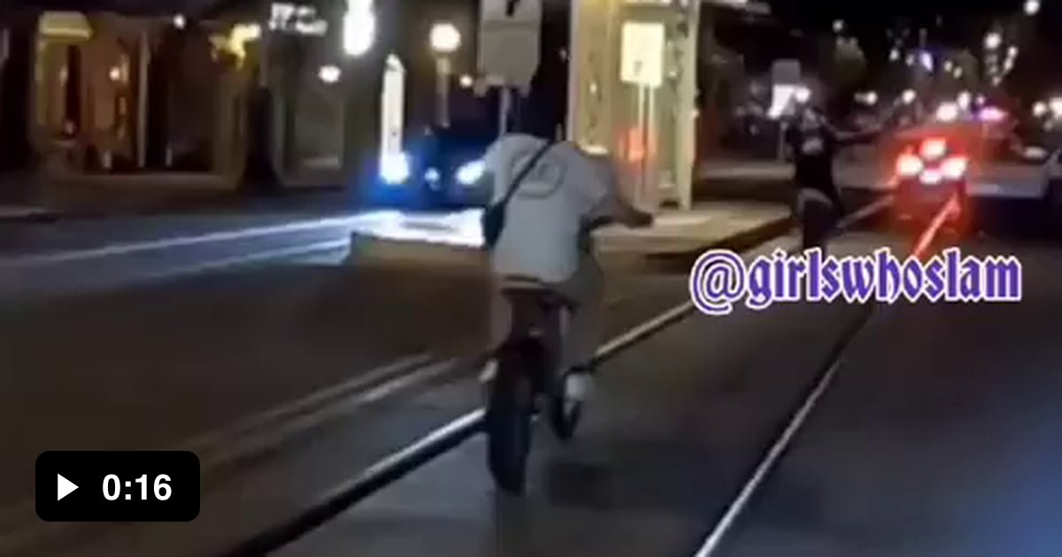 Popping wheelies on a busy street - 9GAG