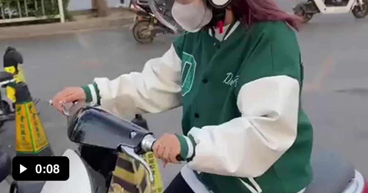 Rice cooker helmet complete with spatula. - 9GAG