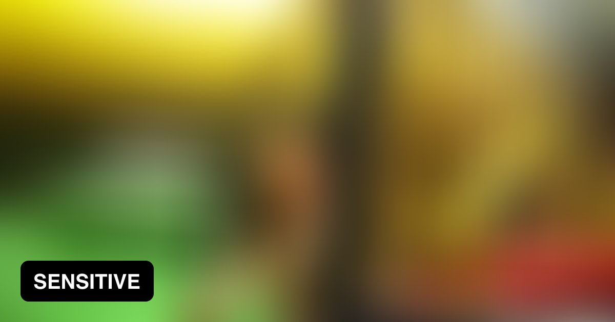 Sister stuck in playground - 9GAG