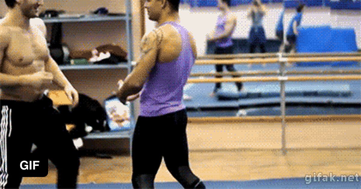 Perfect maneuver - 9GAG