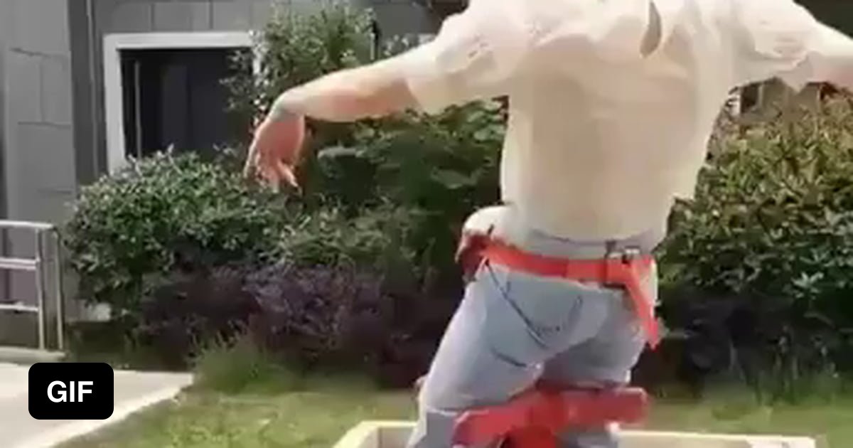 Interesting balance dance - 9GAG