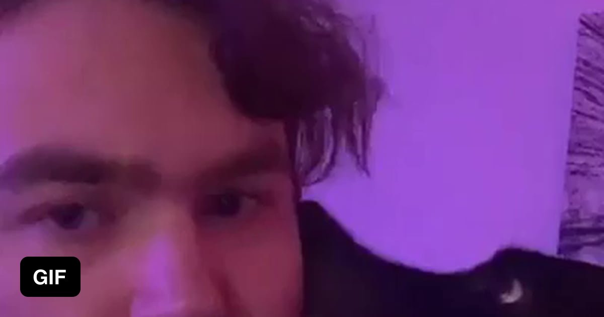 Flea in your cheek - 9GAG