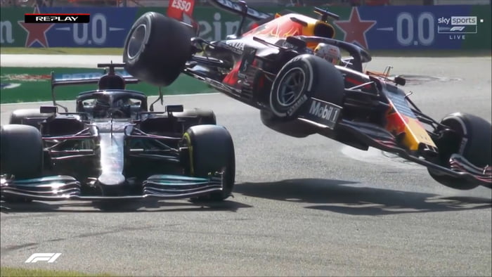 Red Bull gives you wings - 9GAG