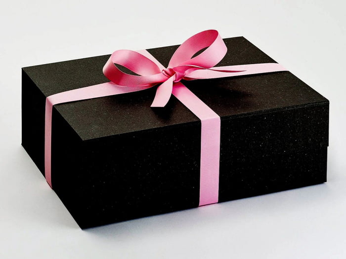 This gift box combo,never the same again #오징어게임 - 9GAG