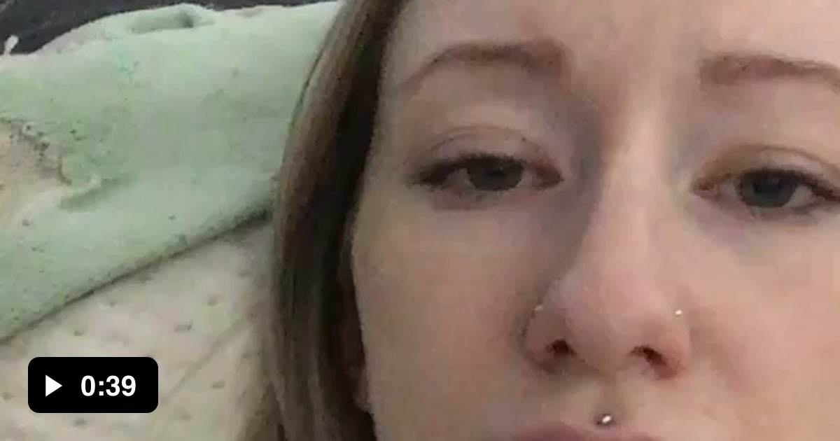 When your girlfriend is mad because you said she has double chins... - 9GAG