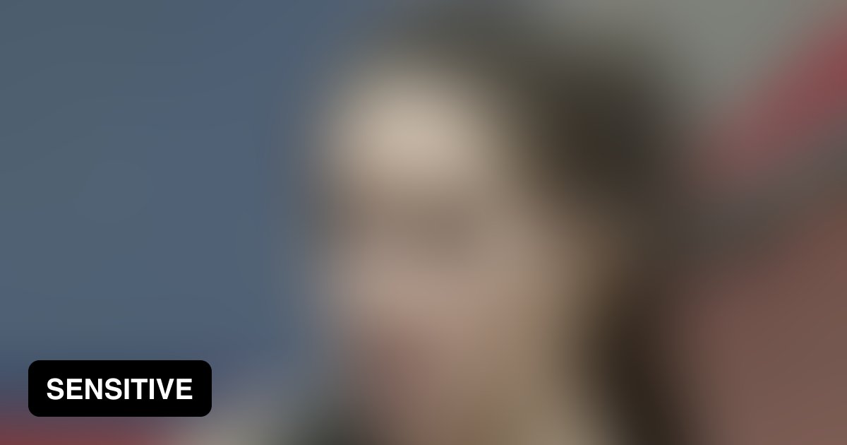 Stop your scrolling and settle down, enjoy the view - 9GAG