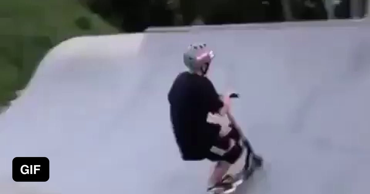 Unexpected smooth recovery of his failed trick - 9GAG