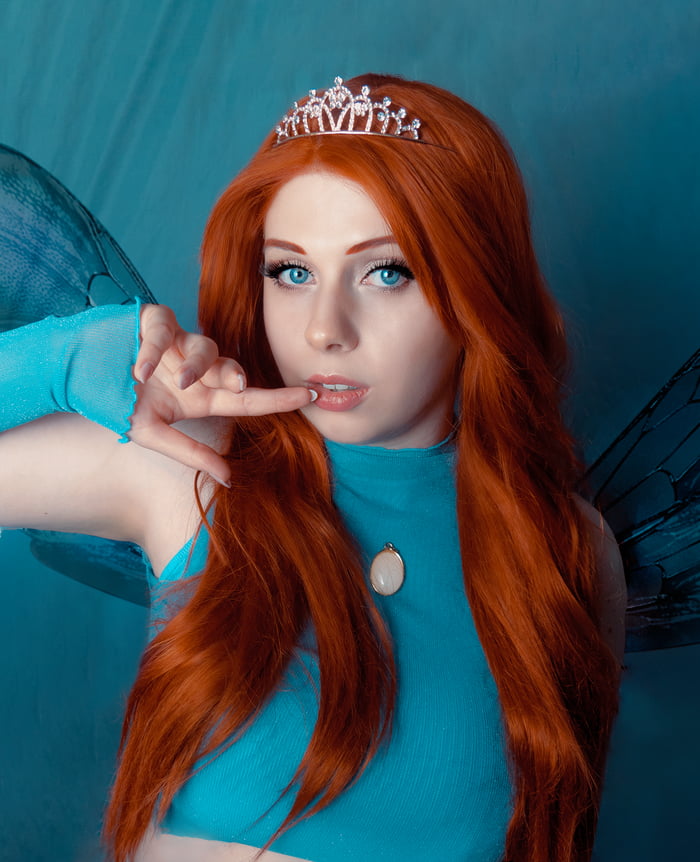 Bloom Cosplay - Winx - 9GAG
