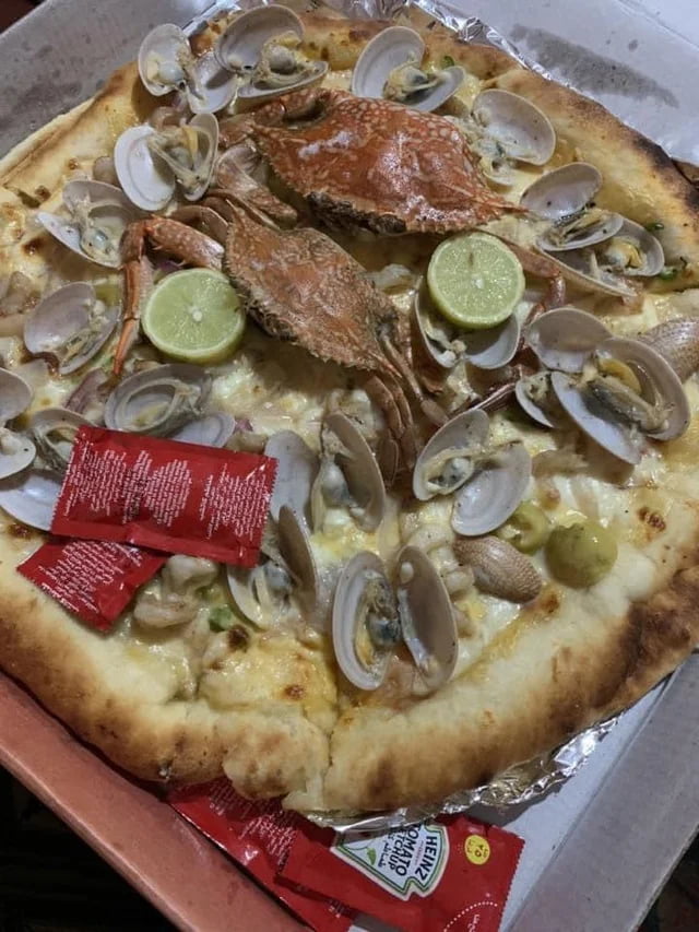 Seafood pizza. Yes it's getting worse. - 9GAG