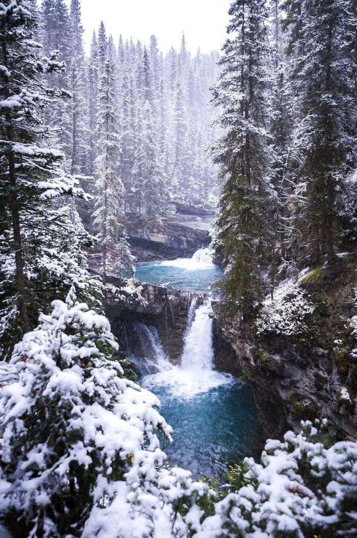 A snow waterfall - 9GAG