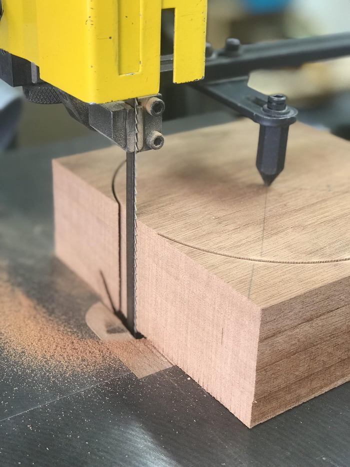 A Mighty Fine Piece Of Wood - 9GAG