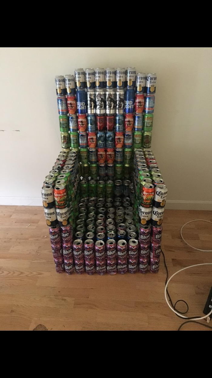 A chair made of beer cans - 9GAG