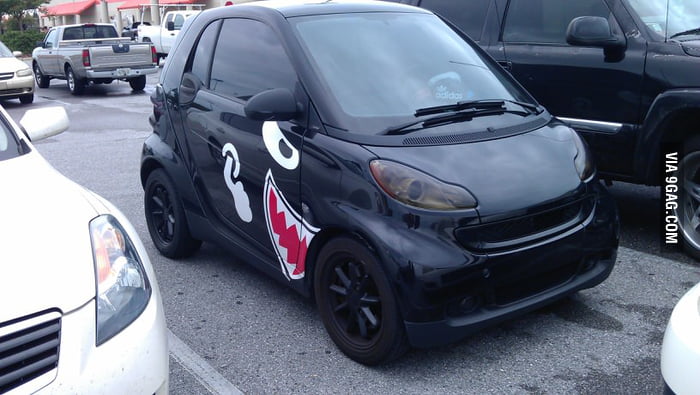 Saw this awesome Smart Car in the car park today - 9GAG