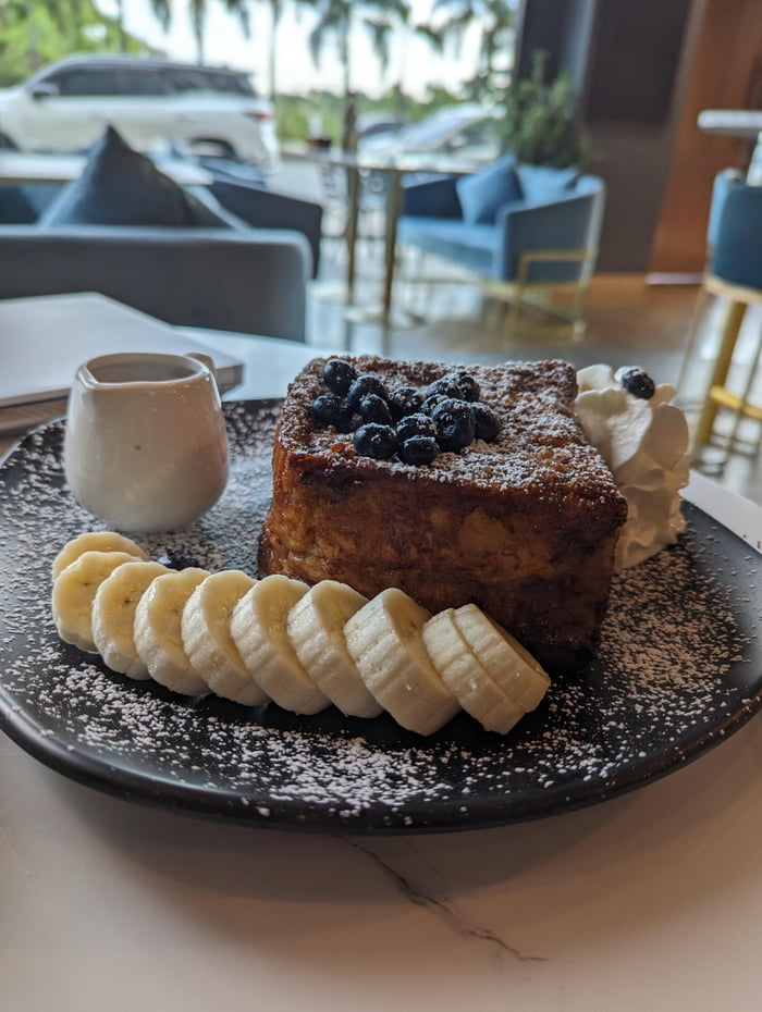 This is the best french toast on planet Earth. - 9GAG