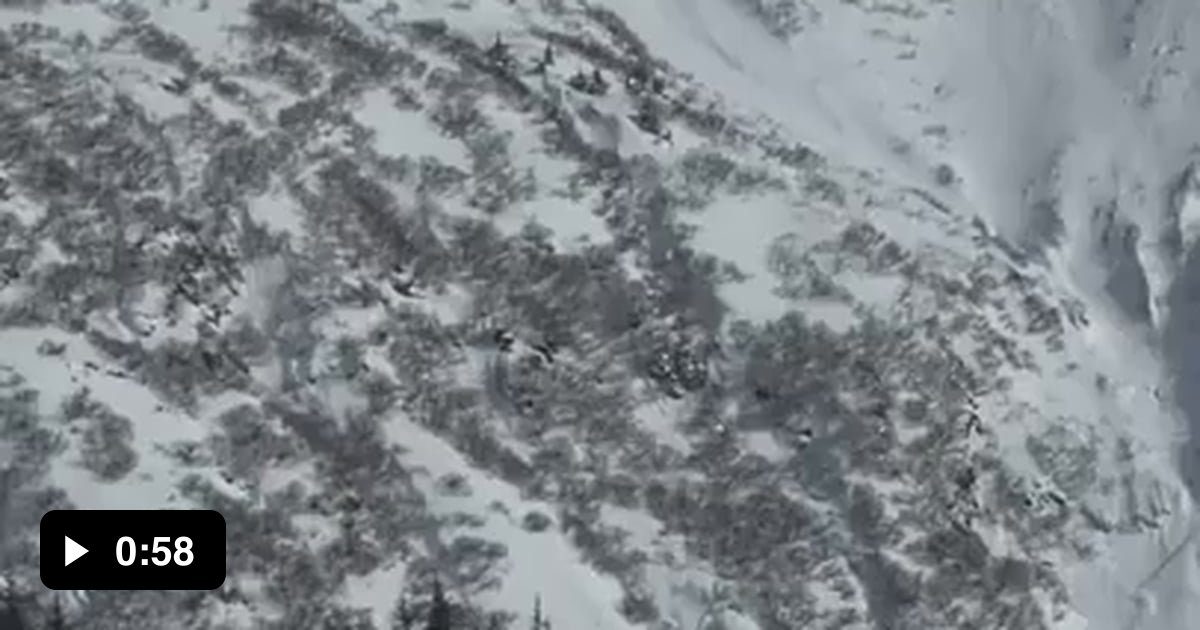 Alaska avalanche - 9GAG